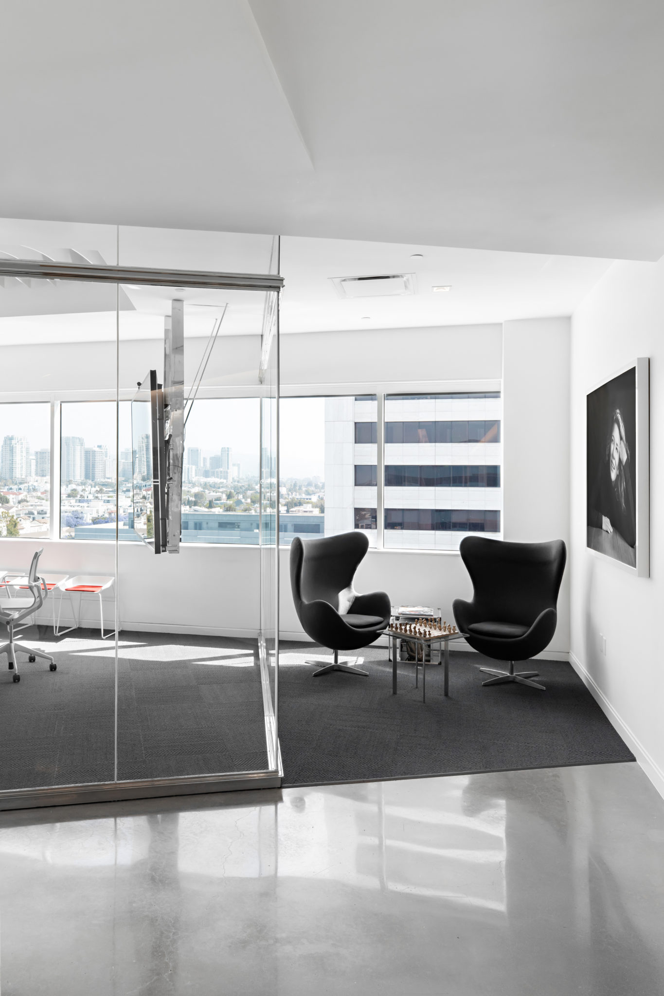 LUXURY MEDIA STUDIOS AND EXECUTIVE OFFICES | Four Point Design Build